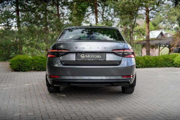 Grey Skoda SuperB 2023 in Kaunas, with an engine capacity of 1.98 L and mileage of 116 thousand km for 23200 €, photo 10 on AUTOMOTO.COM.LV