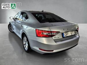 Pelēks Skoda SuperB 2023 Rīga, ar dzinēja tilpumu 1.50 L un nobraukumu 76 tūkst. km par 22590 €, foto 7 vietnē AUTOMOTO.COM.LV