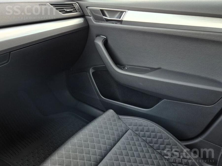 Pelēks Skoda SuperB 2023 Rīga, ar dzinēja tilpumu 1.50 L un nobraukumu 76 tūkst. km par 22590 €, foto 14 vietnē AUTOMOTO.COM.LV