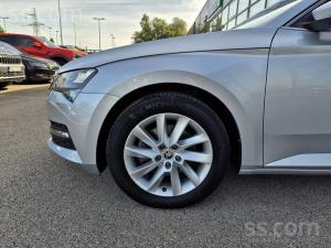 Pelēks Skoda SuperB 2023 Rīga, ar dzinēja tilpumu 1.50 L un nobraukumu 76 tūkst. km par 22590 €, foto 29 vietnē AUTOMOTO.COM.LV