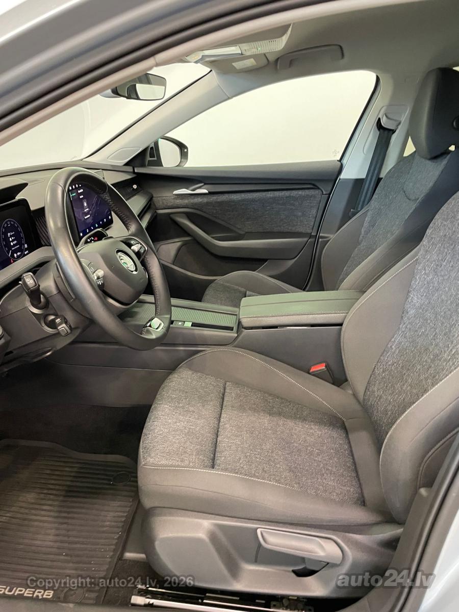 Pelēks Skoda SuperB 2024 Tallina, ar dzinēja tilpumu 1.50 L un nobraukumu 49 tūkst. km par 29990 €, foto 7 vietnē AUTOMOTO.COM.LV