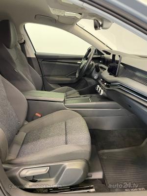 Pelēks Skoda SuperB 2024 Tallina, ar dzinēja tilpumu 1.50 L un nobraukumu 49 tūkst. km par 29990 €, foto 10 vietnē AUTOMOTO.COM.LV