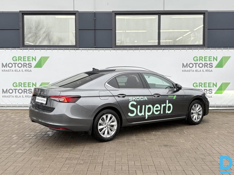 Pelēks Skoda SuperB 2025 Tukums, ar dzinēja tilpumu 1.50 L un nobraukumu 10 tūkst. km par 36000 €, foto 4 vietnē AUTOMOTO.COM.LV
