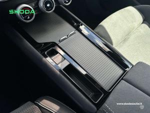 Pelēks Skoda SuperB 2025 Šauļi, ar dzinēja tilpumu 1.50 L un nobraukumu 20 tūkst. km par 37900 €, foto 38 vietnē AUTOMOTO.COM.LV