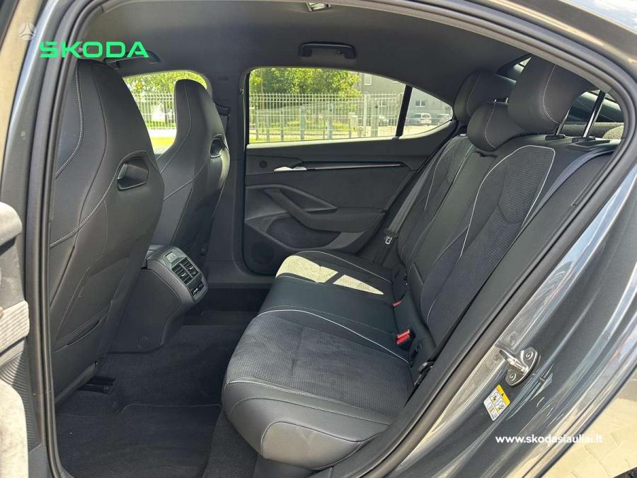 Pelēks Skoda SuperB 2025 Šauļi, ar dzinēja tilpumu 1.50 L un nobraukumu 20 tūkst. km par 37900 €, foto 41 vietnē AUTOMOTO.COM.LV