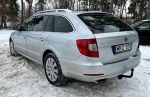 Pelēks Skoda SuperB 2010 Viļņa, ar dzinēja tilpumu 1.80 L un nobraukumu 326 tūkst. km par 3700 €, foto 4 vietnē AUTOMOTO.COM.LV