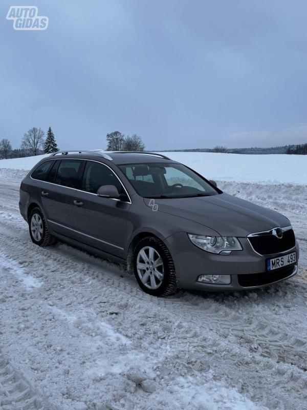Grey Skoda SuperB 2010 in Telschi, with an engine capacity of 2.00 L and mileage of 320 thousand km for 5200 €, photo 3 on AUTOMOTO.COM.LV