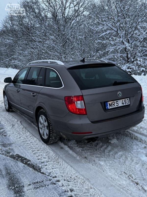 Grey Skoda SuperB 2010 in Telschi, with an engine capacity of 2.00 L and mileage of 320 thousand km for 5200 €, photo 5 on AUTOMOTO.COM.LV