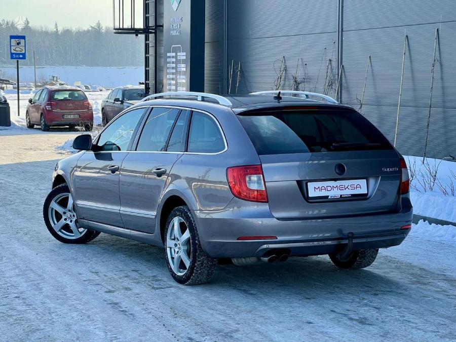 Grey Skoda SuperB 2010 in Vilnius, with an engine capacity of 1.97 L and mileage of 390 thousand km for 4790 €, photo 13 on AUTOMOTO.COM.LV