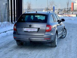 Grey Skoda SuperB 2010 in Vilnius, with an engine capacity of 1.97 L and mileage of 390 thousand km for 4790 €, photo 19 on AUTOMOTO.COM.LV