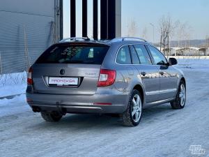 Pelēks Skoda SuperB 2010 Viļņa, ar dzinēja tilpumu 2.00 L un nobraukumu 390 tūkst. km par 4790 €, foto 10 vietnē AUTOMOTO.COM.LV