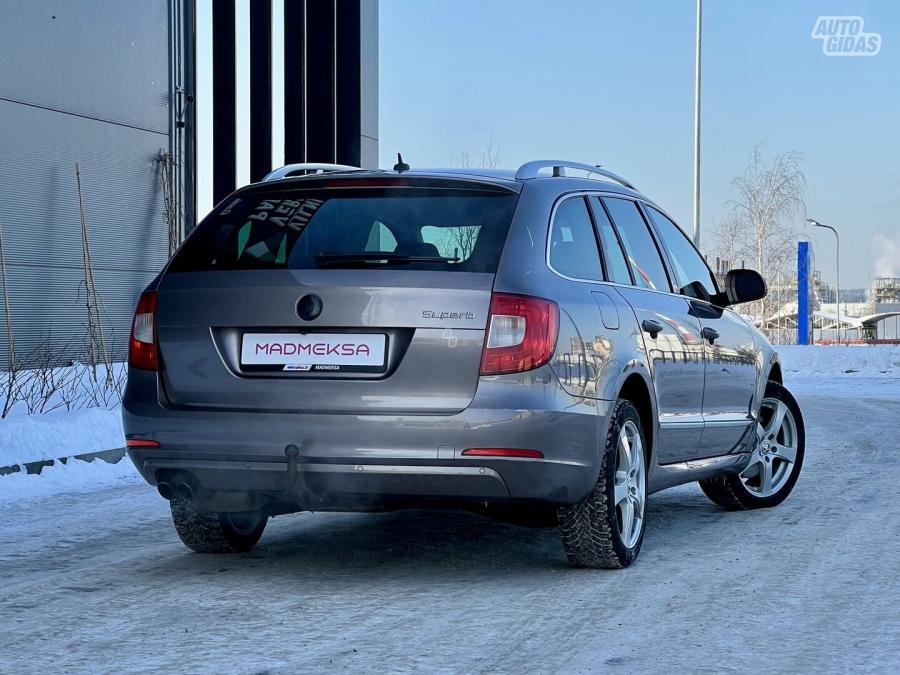 Pelēks Skoda SuperB 2010 Viļņa, ar dzinēja tilpumu 2.00 L un nobraukumu 390 tūkst. km par 4790 €, foto 15 vietnē AUTOMOTO.COM.LV