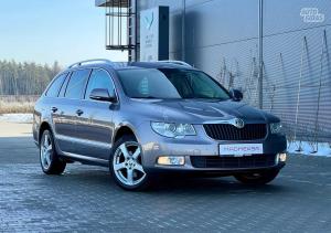 Grey Skoda SuperB 2010 in Vilnius, with an engine capacity of 2.00 L and mileage of 390 thousand km for 4490 €, photo  on AUTOMOTO.COM.LV