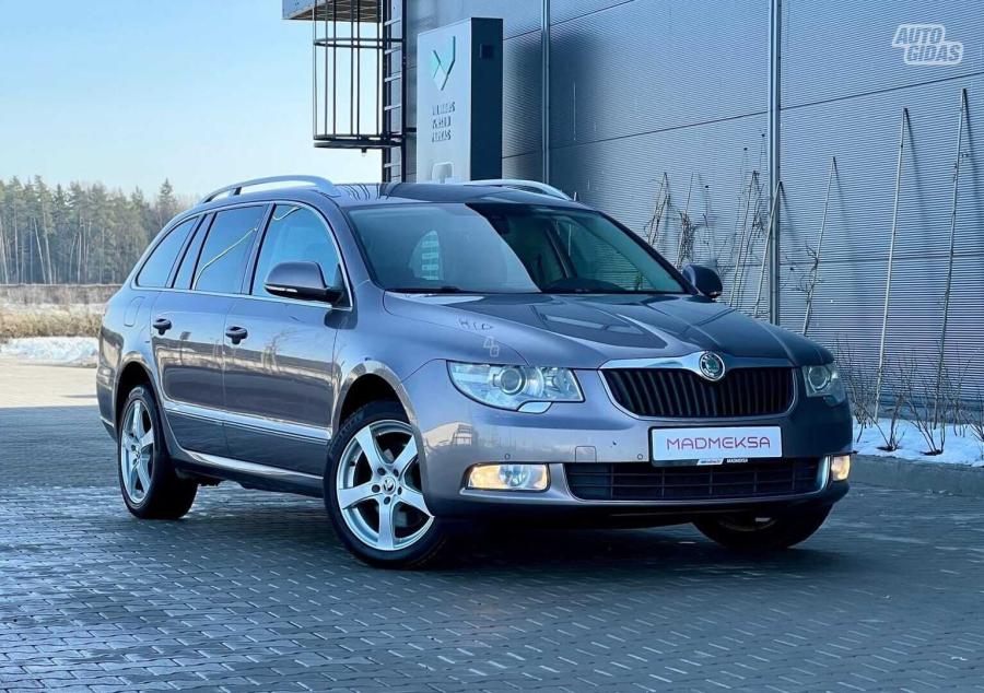 Grey Skoda SuperB 2010 in Vilnius, with an engine capacity of 2.00 L and mileage of 390 thousand km for 4490 €, photo 1 on AUTOMOTO.COM.LV