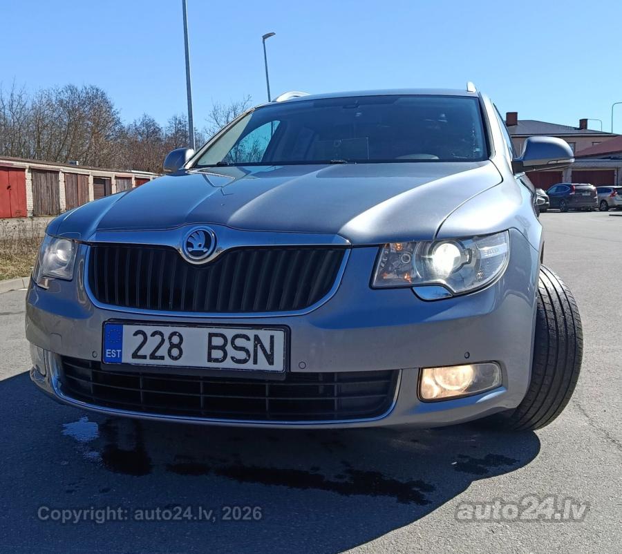 Pelēks Skoda SuperB 2010 Tallina, ar dzinēja tilpumu 2.00 L un nobraukumu 37 tūkst. km par 5000 €, foto 3 vietnē AUTOMOTO.COM.LV