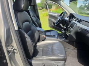 Pelēks Skoda SuperB 2010 Panevēža, ar dzinēja tilpumu 2.00 L un nobraukumu 310 tūkst. km par 4950 €, foto 12 vietnē AUTOMOTO.COM.LV