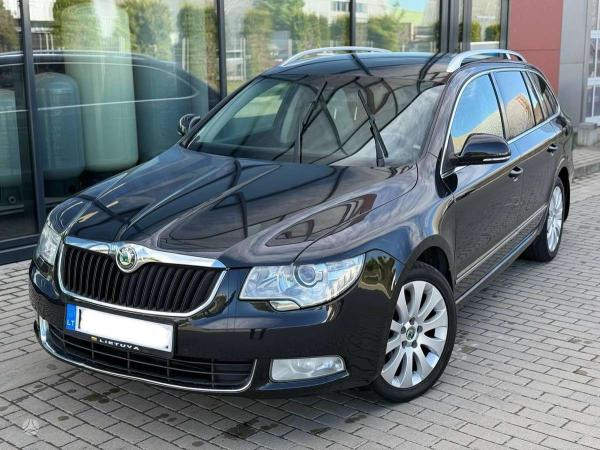 Grey Skoda SuperB 2010 in Klaipeda, with an engine capacity of 1.97 L and mileage of 292 thousand km for 3900 €, photo 1 on AUTOMOTO.COM.LV