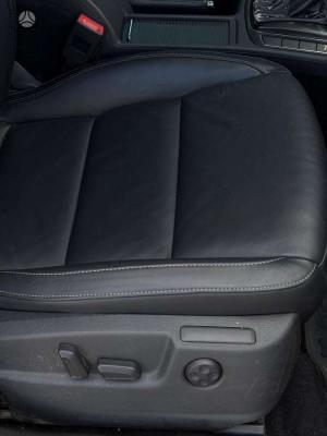 Grey Skoda SuperB 2010 in Klaipeda, with an engine capacity of 1.97 L and mileage of 292 thousand km for 3900 €, photo 21 on AUTOMOTO.COM.LV