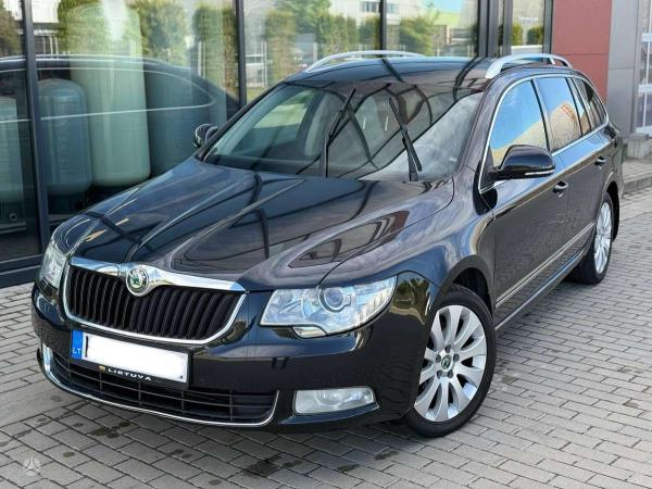 Шкода Суперб 2010 в Клайпеда на AUTOMOTO.COM.LV Серый Шкода Суперб 2010 в Клайпеда, объемом двигателя 1.97 л и пробегом 292 тыс. км за 3900 €, фото 1 на AUTOMOTO.COM.LV