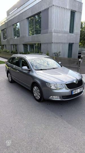 Pelēks Skoda SuperB 2010 Kauņa, ar dzinēja tilpumu 1.97 L un nobraukumu 376 tūkst. km par 2699 €, foto 3 vietnē AUTOMOTO.COM.LV