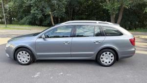 Pelēks Skoda SuperB 2010 Kauņa, ar dzinēja tilpumu 1.97 L un nobraukumu 376 tūkst. km par 2699 €, foto 5 vietnē AUTOMOTO.COM.LV