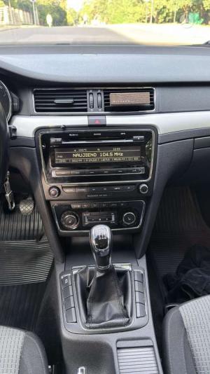 Pelēks Skoda SuperB 2010 Kauņa, ar dzinēja tilpumu 1.97 L un nobraukumu 376 tūkst. km par 2699 €, foto 14 vietnē AUTOMOTO.COM.LV