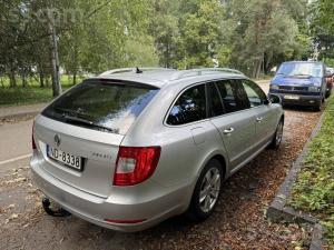 Grey Skoda SuperB 2010 in Riga, with an engine capacity of 2.00 L and mileage of 249 thousand km for 4200 €, photo 5 on AUTOMOTO.COM.LV