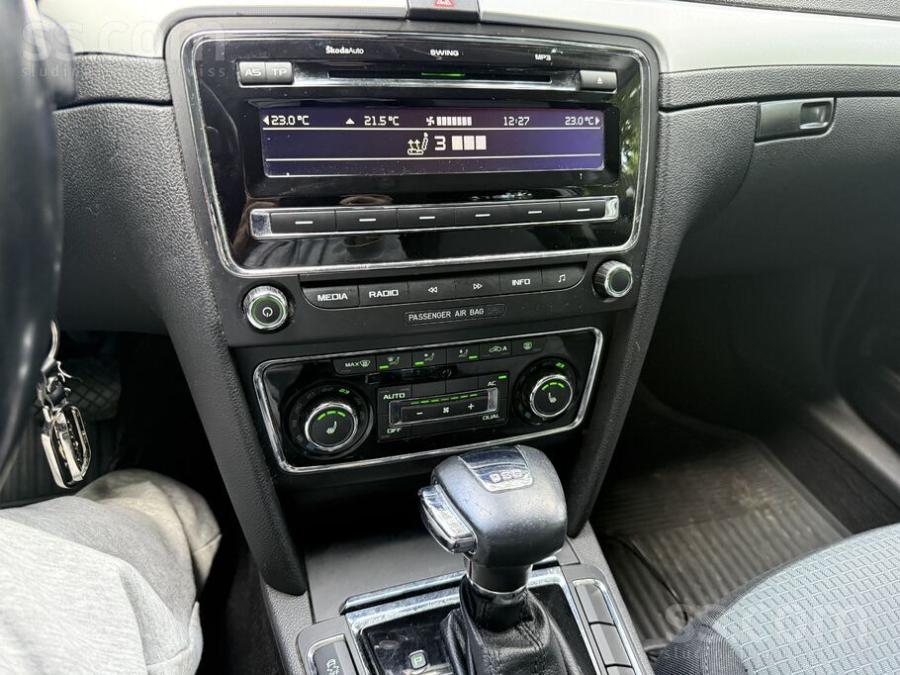 Grey Skoda SuperB 2010 in Riga, with an engine capacity of 2.00 L and mileage of 249 thousand km for 4200 €, photo 11 on AUTOMOTO.COM.LV