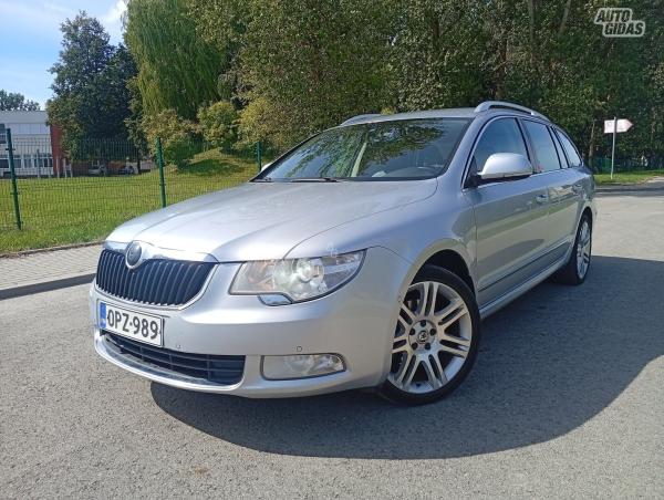 Grey Skoda SuperB 2010 in Vilnius, with an engine capacity of 2.00 L and mileage of 399 thousand km for 3600 €, photo 1 on AUTOMOTO.COM.LV