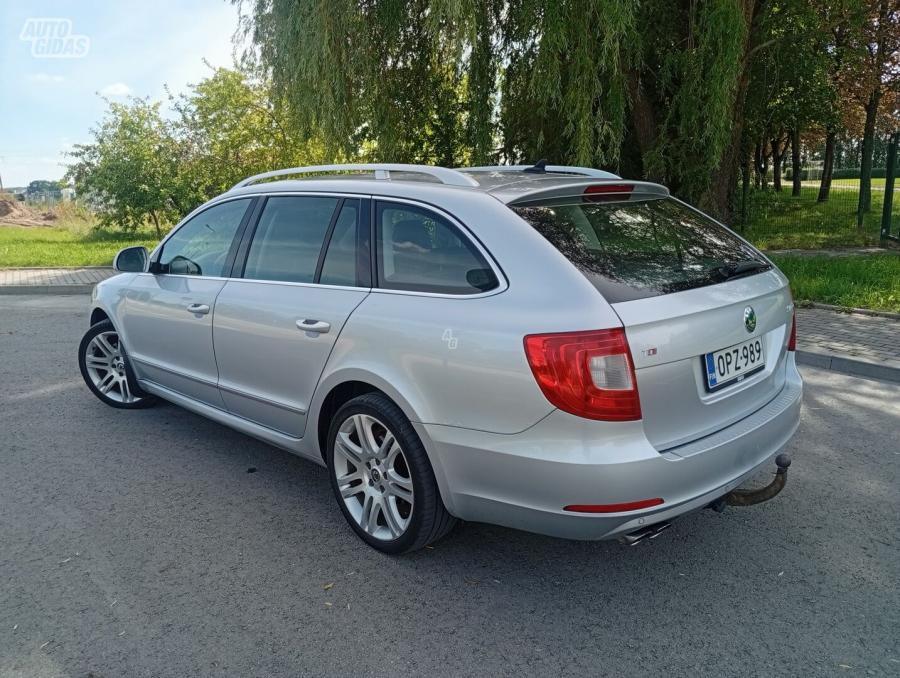 Pelēks Skoda SuperB 2010 Viļņa, ar dzinēja tilpumu 2.00 L un nobraukumu 399 tūkst. km par 3600 €, foto 5 vietnē AUTOMOTO.COM.LV