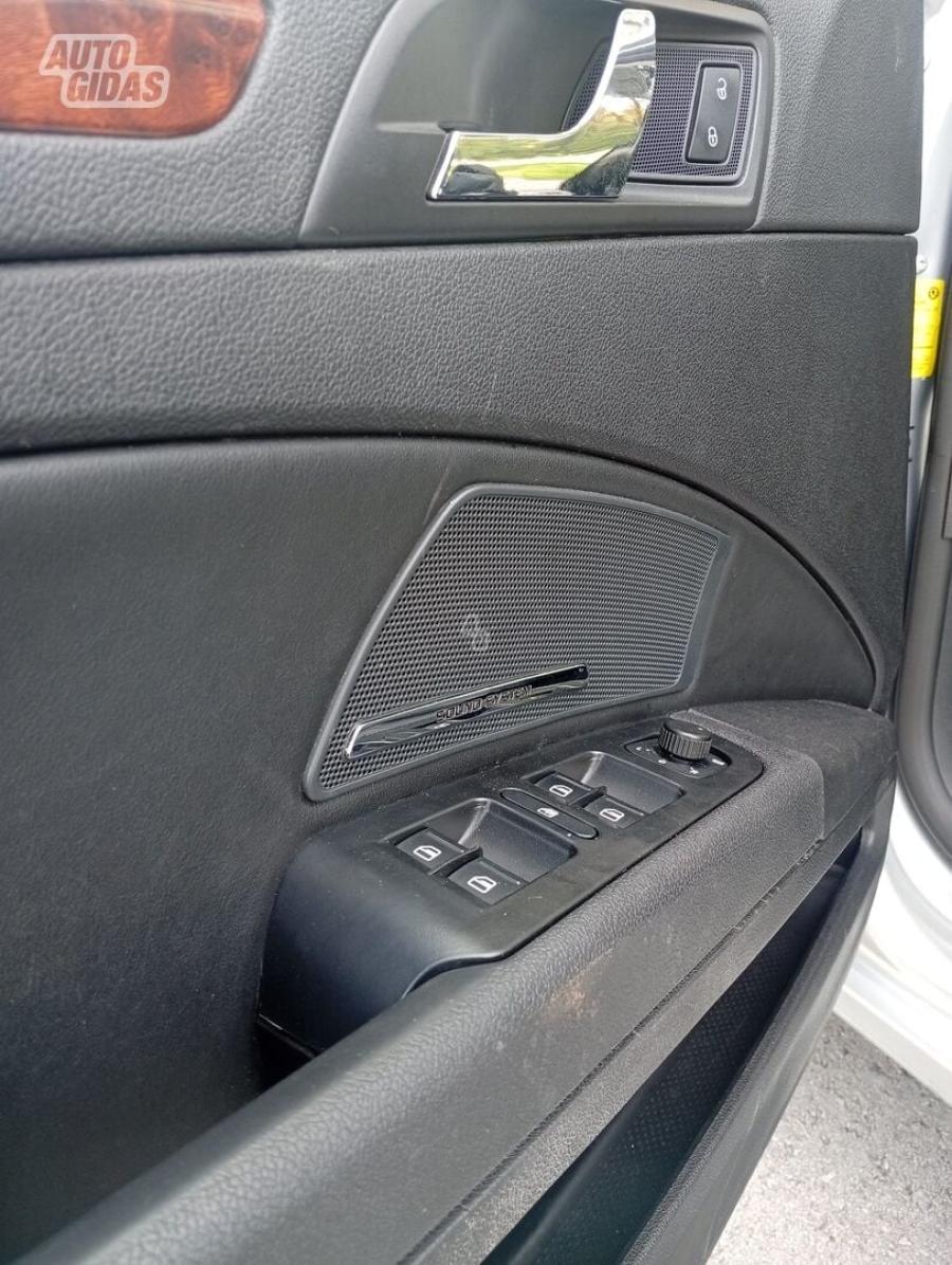 Pelēks Skoda SuperB 2010 Viļņa, ar dzinēja tilpumu 2.00 L un nobraukumu 399 tūkst. km par 3600 €, foto 17 vietnē AUTOMOTO.COM.LV