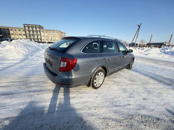 Grey Skoda SuperB 2011 in Plunge, with an engine capacity of 2.00 L and mileage of 269 thousand km for 5100 €, photo 4 on AUTOMOTO.COM.LV
