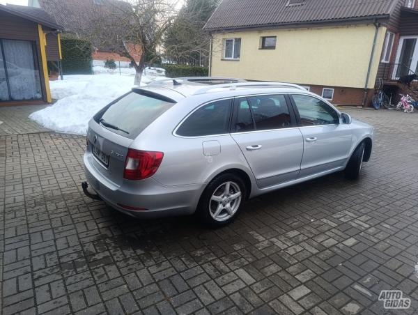 Grey Skoda SuperB 2011 in Siauliai, with an engine capacity of 2.00 L and mileage of 307 thousand km for 4850 €, photo 5 on AUTOMOTO.COM.LV