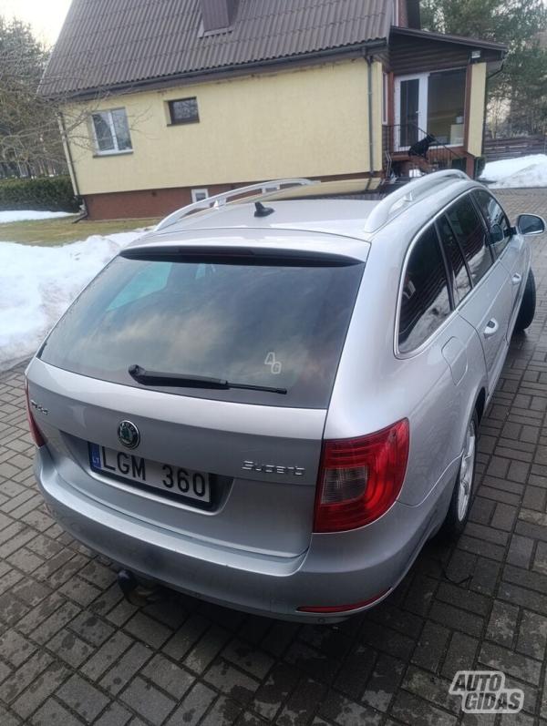 Grey Skoda SuperB 2011 in Siauliai, with an engine capacity of 2.00 L and mileage of 307 thousand km for 4850 €, photo 6 on AUTOMOTO.COM.LV