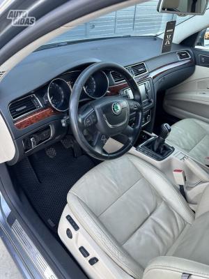 Pelēks Skoda SuperB 2011 Klaipėda, ar dzinēja tilpumu 1.60 L un nobraukumu 217 tūkst. km par 4600 €, foto 8 vietnē AUTOMOTO.COM.LV