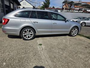 Grey Skoda SuperB 2011 in Utena, with an engine capacity of 1.97 L and mileage of 411 thousand km for 2999 €, photo 5 on AUTOMOTO.COM.LV
