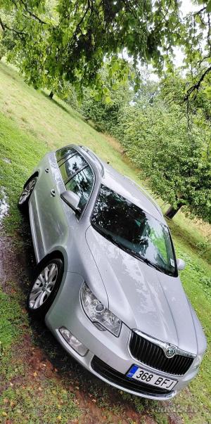Pelēks Skoda SuperB 2011 Kilingi-Nemme, ar dzinēja tilpumu 1.80 L un nobraukumu 235 tūkst. km par 5500 €, foto 5 vietnē AUTOMOTO.COM.LV