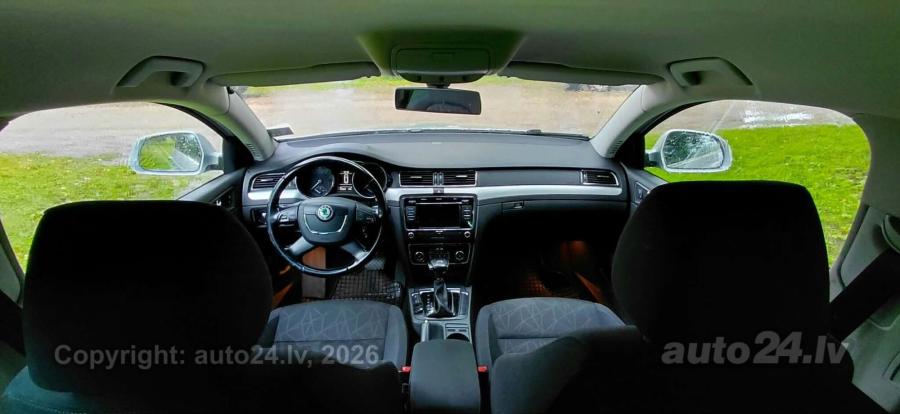 Pelēks Skoda SuperB 2011 Kilingi-Nemme, ar dzinēja tilpumu 1.80 L un nobraukumu 235 tūkst. km par 5500 €, foto 6 vietnē AUTOMOTO.COM.LV