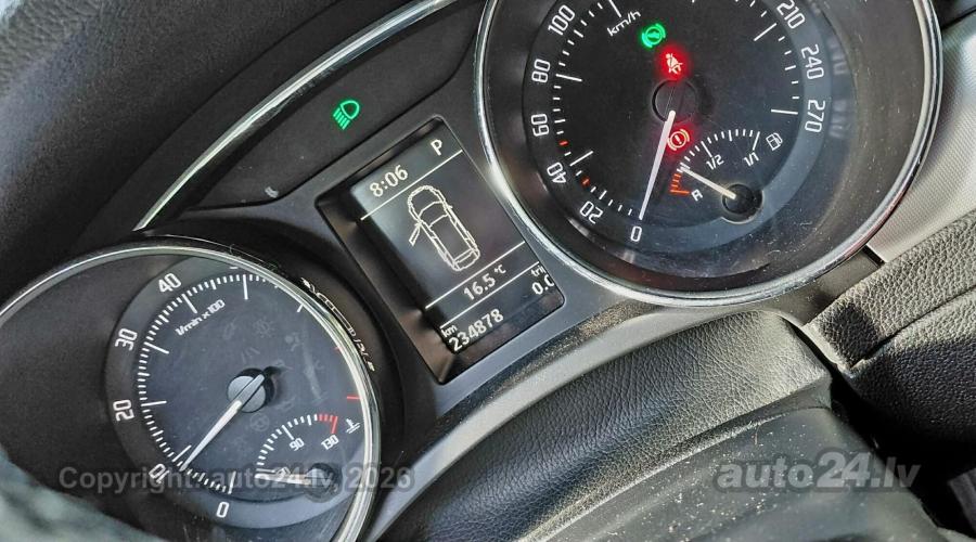 Pelēks Skoda SuperB 2011 Kilingi-Nemme, ar dzinēja tilpumu 1.80 L un nobraukumu 235 tūkst. km par 5500 €, foto 9 vietnē AUTOMOTO.COM.LV
