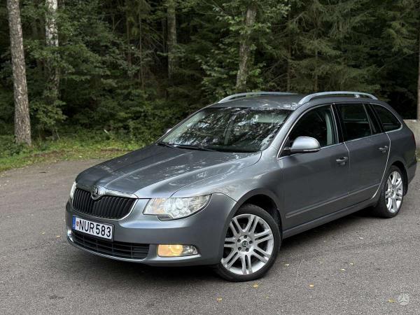 Pelēks Skoda SuperB 2011 Alīta, ar dzinēja tilpumu 1.97 L un nobraukumu 340 tūkst. km par 3900 €, foto 2 vietnē AUTOMOTO.COM.LV