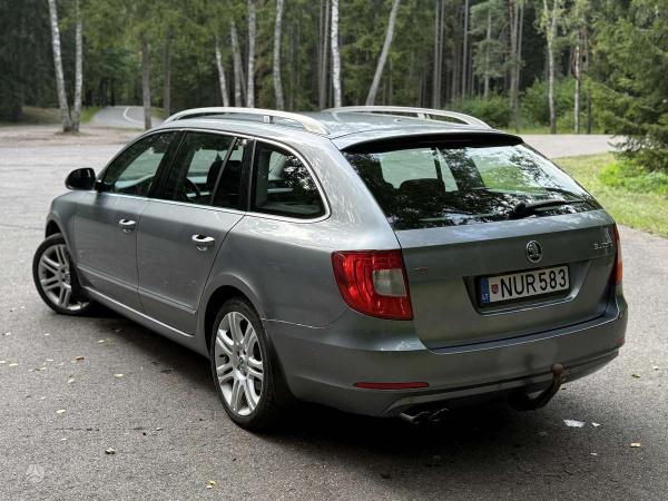 Pelēks Skoda SuperB 2011 Alīta, ar dzinēja tilpumu 1.97 L un nobraukumu 340 tūkst. km par 3900 €, foto 3 vietnē AUTOMOTO.COM.LV