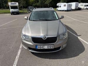 Pelēks Skoda SuperB 2011 Klaipėda, ar dzinēja tilpumu 1.97 L un nobraukumu 285 tūkst. km par 4825 €, foto 3 vietnē AUTOMOTO.COM.LV