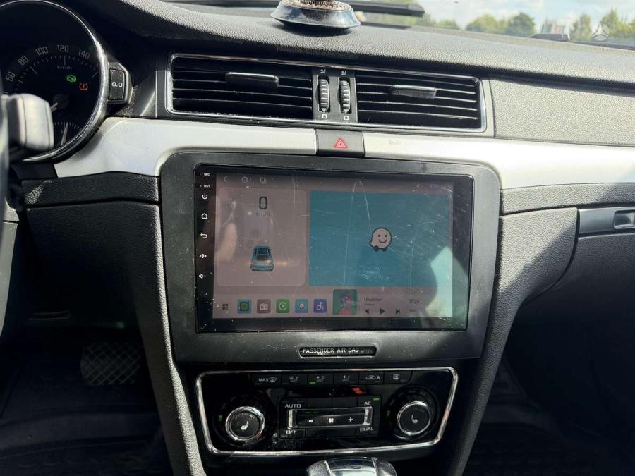 Pelēks Skoda SuperB 2011 Klaipėda, ar dzinēja tilpumu 1.97 L un nobraukumu 285 tūkst. km par 4825 €, foto 10 vietnē AUTOMOTO.COM.LV