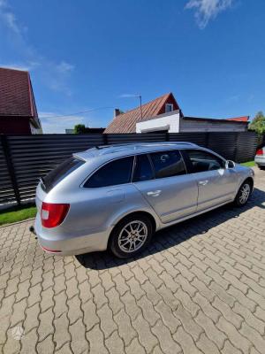 Grey Skoda SuperB 2011 in Ukmerge, with an engine capacity of 1.60 L and mileage of 227 thousand km for 3500 €, photo 4 on AUTOMOTO.COM.LV