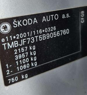 Grey Skoda SuperB 2011 in Vilnius, with an engine capacity of 1.97 L and mileage of 210 thousand km for 4650 €, photo 18 on AUTOMOTO.COM.LV