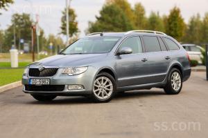 Pelēks Skoda SuperB 2011 Jelgava, ar dzinēja tilpumu 2.00 L un nobraukumu 283 tūkst. km par 5650 €, foto  vietnē AUTOMOTO.COM.LV