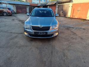 Pelēks Skoda SuperB 2011 Alīta, ar dzinēja tilpumu 1.60 L un nobraukumu 280 tūkst. km par 3650 €, foto 4 vietnē AUTOMOTO.COM.LV