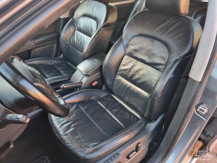 Pelēks Skoda SuperB 2011 Alīta, ar dzinēja tilpumu 1.60 L un nobraukumu 280 tūkst. km par 3650 €, foto 14 vietnē AUTOMOTO.COM.LV