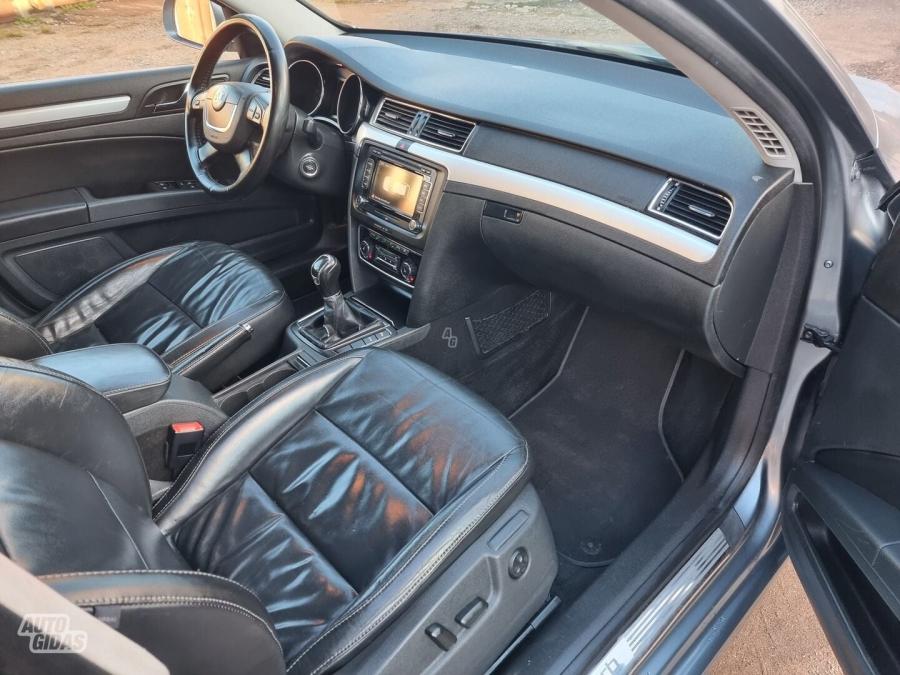 Pelēks Skoda SuperB 2011 Alīta, ar dzinēja tilpumu 1.60 L un nobraukumu 280 tūkst. km par 3650 €, foto 15 vietnē AUTOMOTO.COM.LV