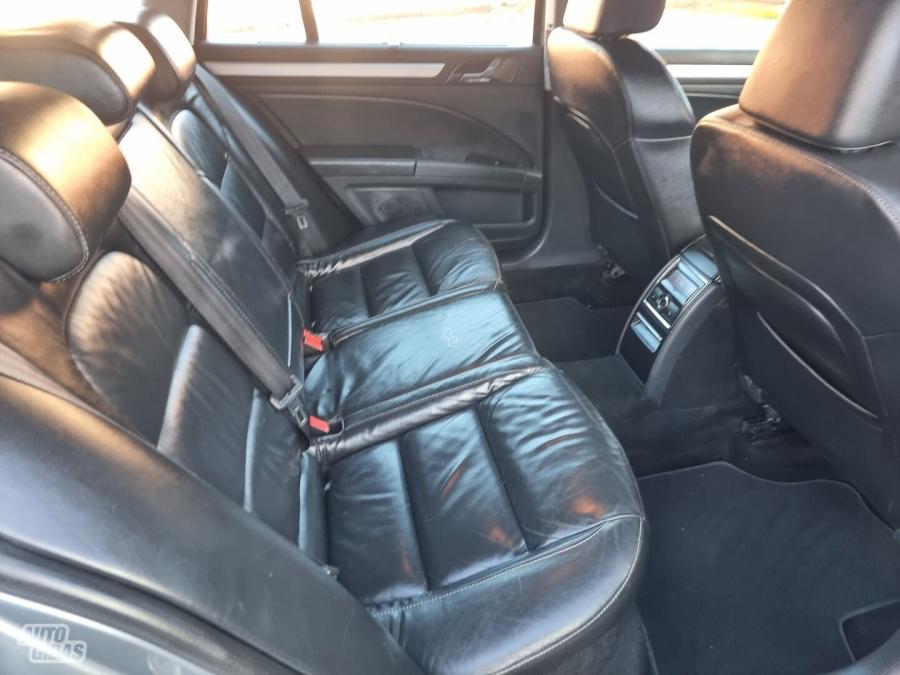 Pelēks Skoda SuperB 2011 Alīta, ar dzinēja tilpumu 1.60 L un nobraukumu 280 tūkst. km par 3650 €, foto 17 vietnē AUTOMOTO.COM.LV